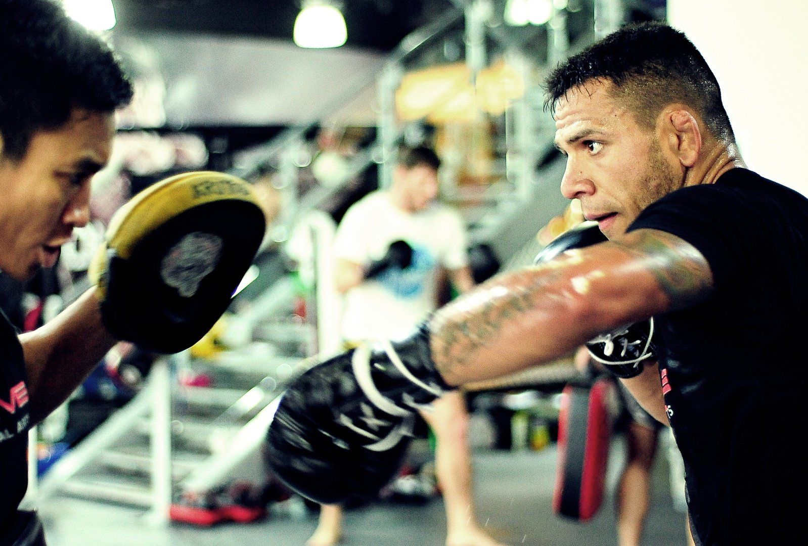 The Best Boxing Techniques For MMA - Evolve Vacation