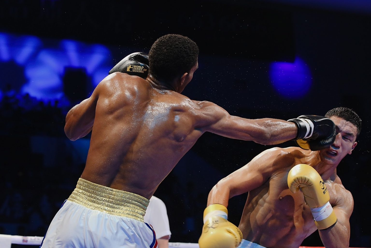 Professional Boxing Scoring Explained | Evolve Vacation